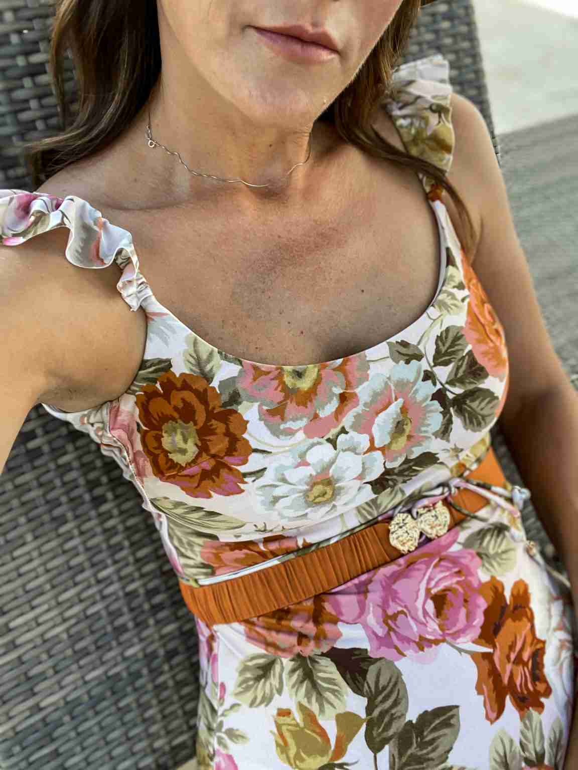 How to Accessorize Your Swimsuit - the gray details