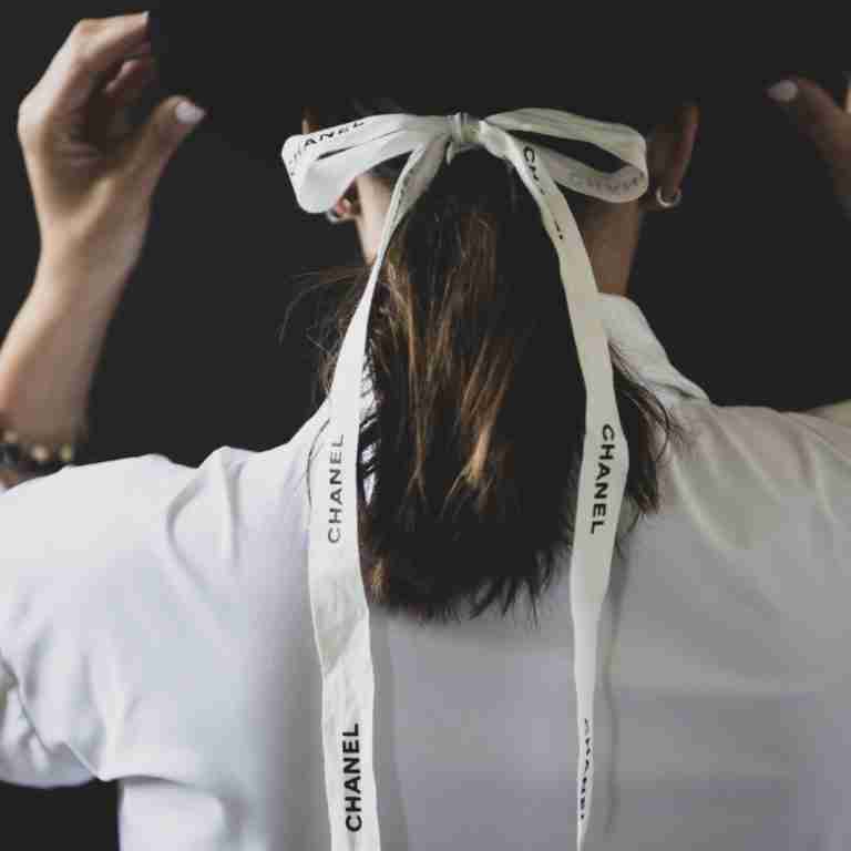 10 Ways to Wear Your Designer Ribbon - the gray details