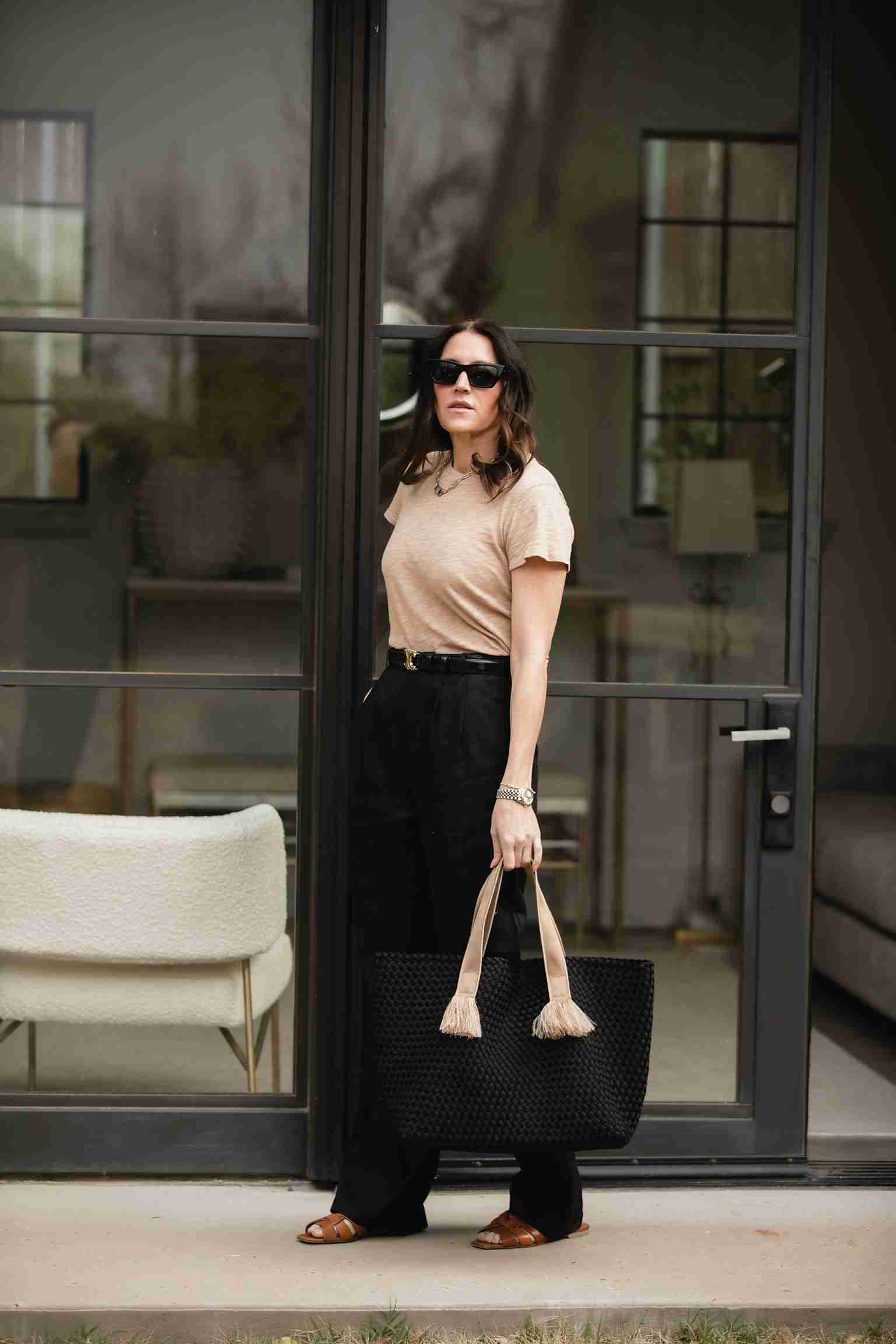 37 mom outfits - the gray details | Lifestyle Blog