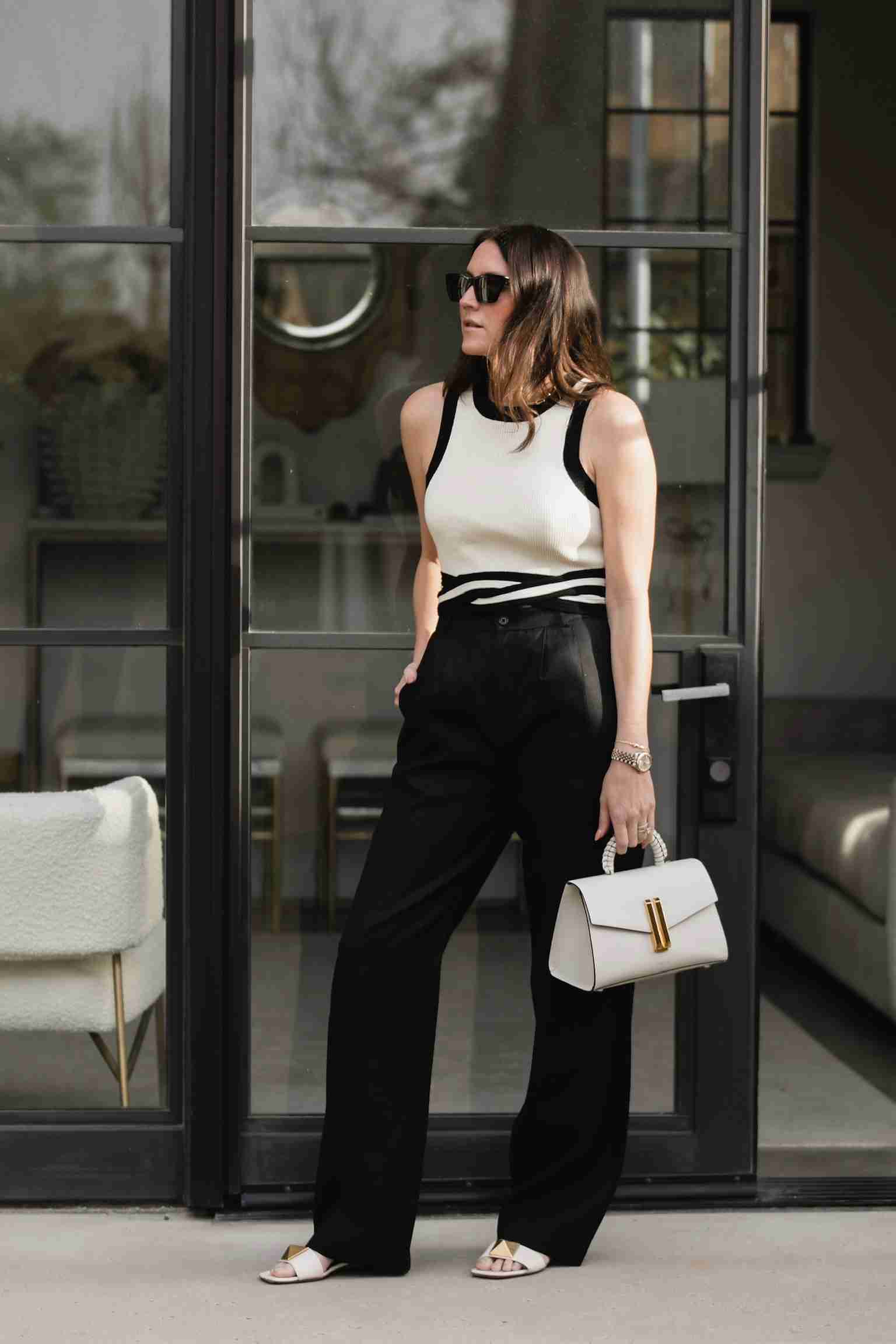 What is Chic Elegant Style - the gray details