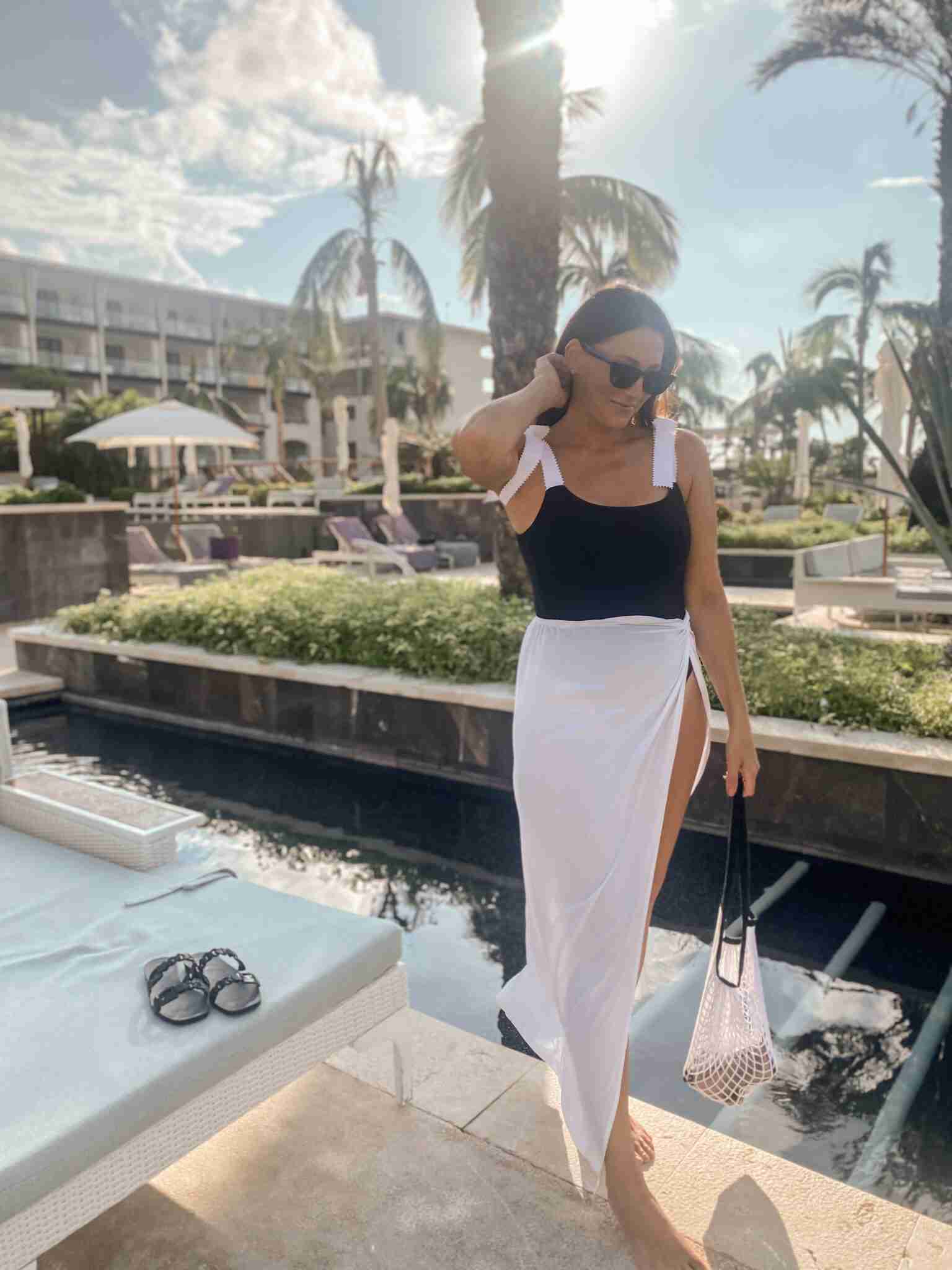 Minimalist Packing for Beach Vacation - the gray details