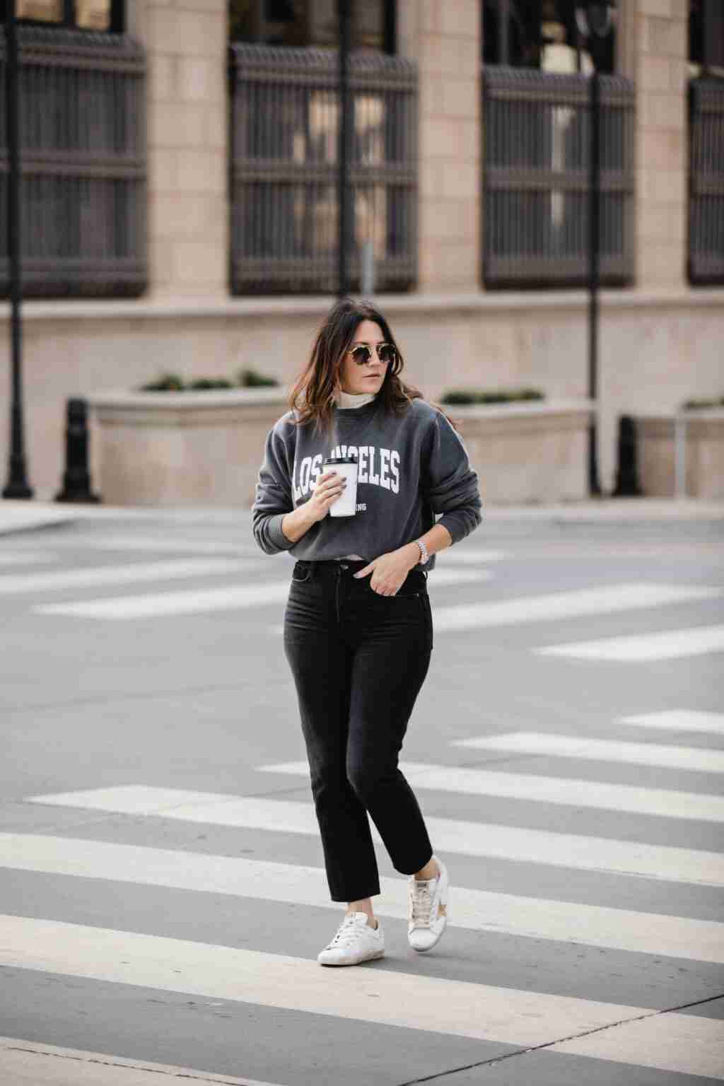 Best Fall Travel Outfits - the gray details | Lifestyle Blog