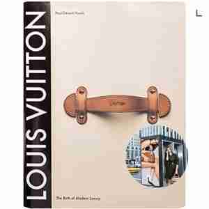 Best Fashion Books For Coffee Table - the gray details