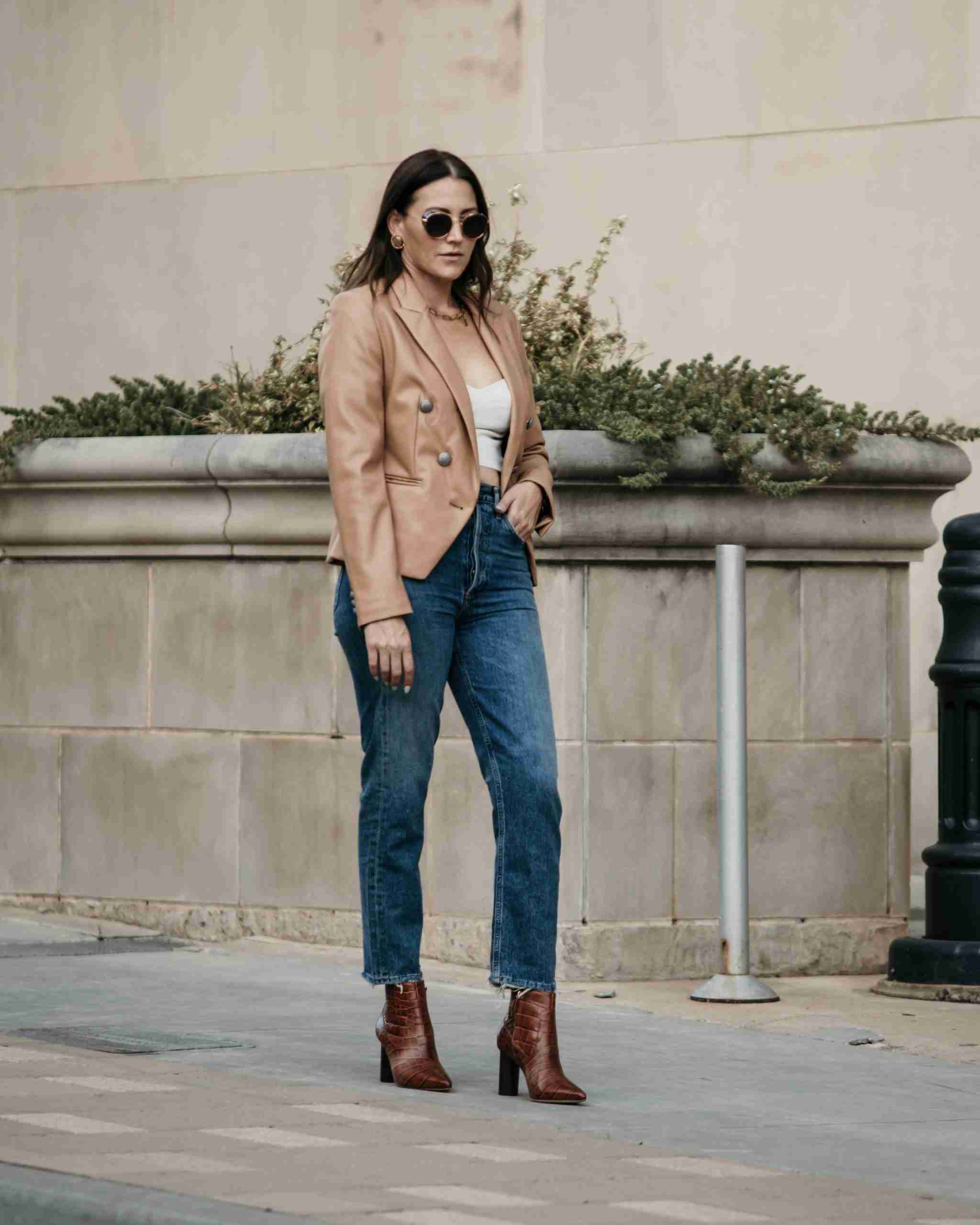 15 Fall Outfits With Leather Jacket - the gray details