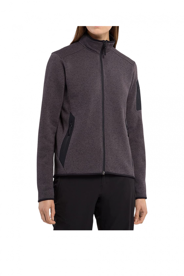How to Style Fleece Jackets - the gray details
