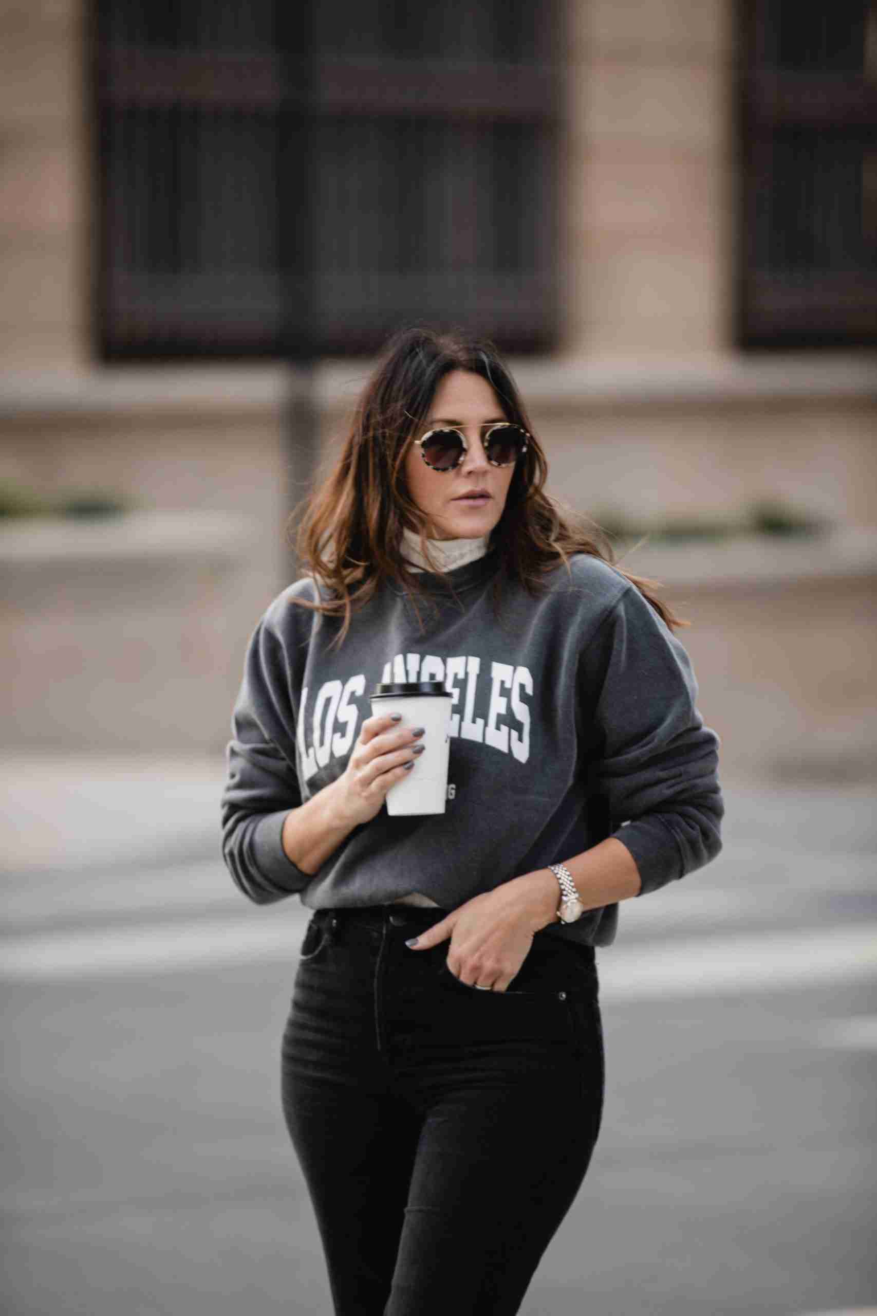 How to Style a Graphic Sweatshirt - the gray details