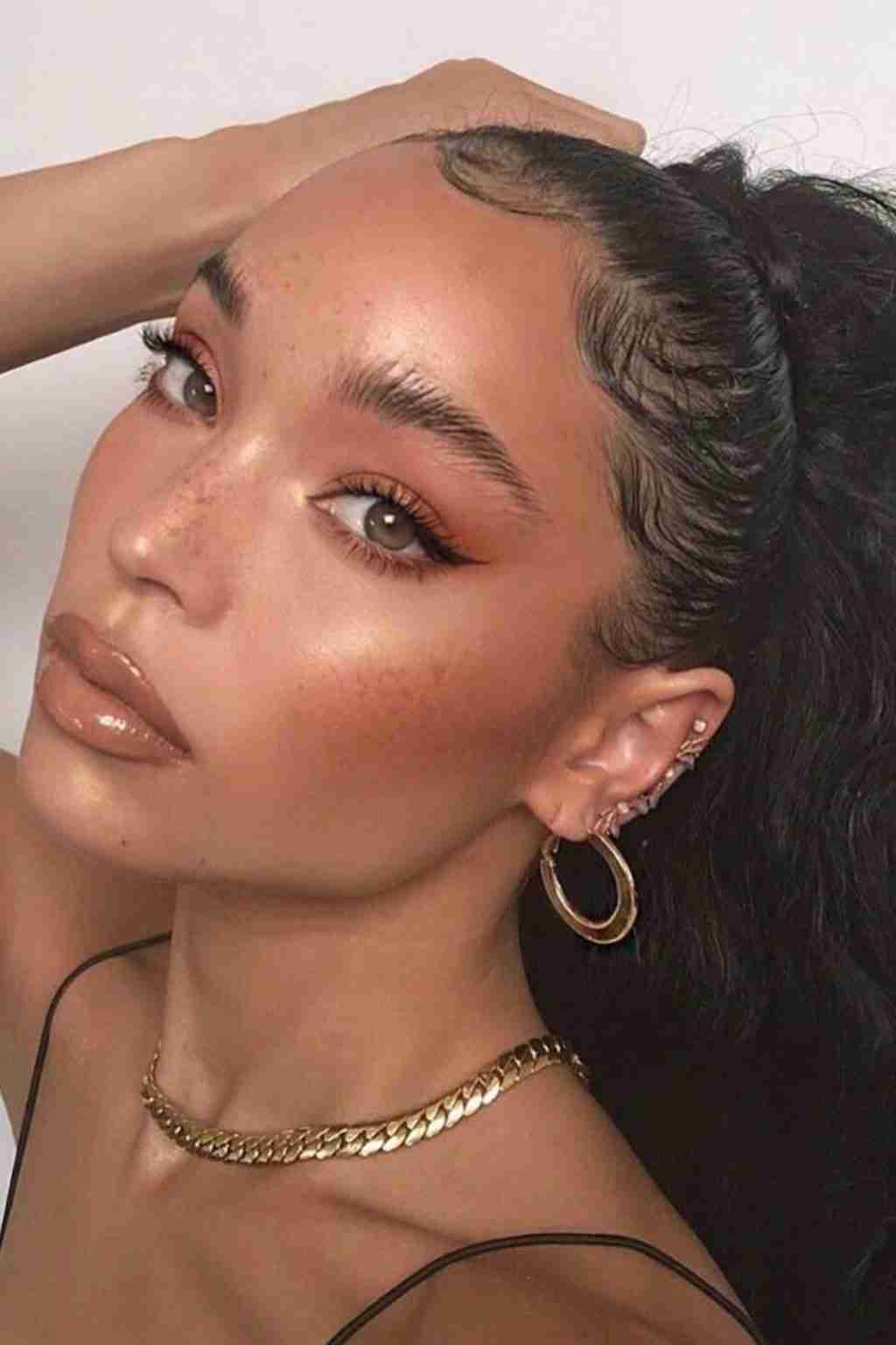 20+ Spring Makeup Looks - the gray details