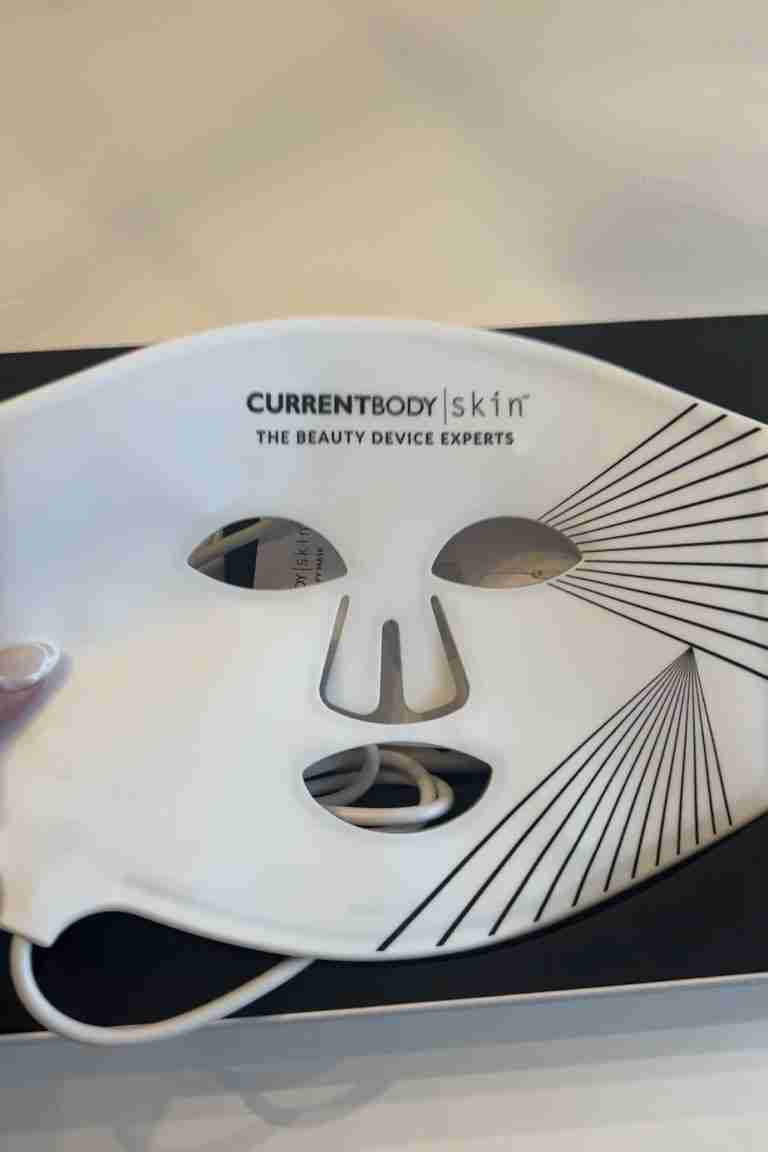 Current Body LED Mask Review - the gray details