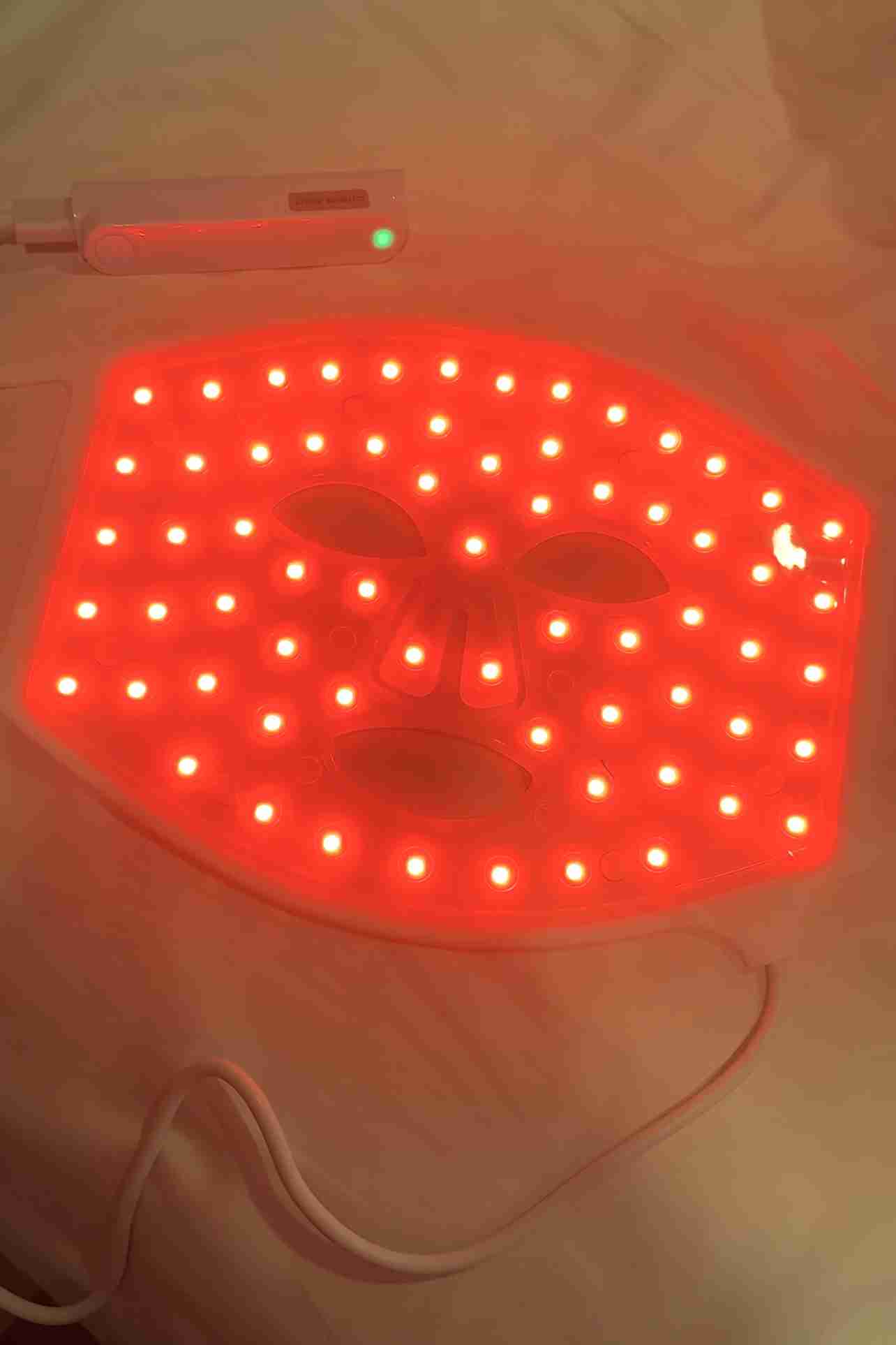 Current Body LED Mask Review - the gray details