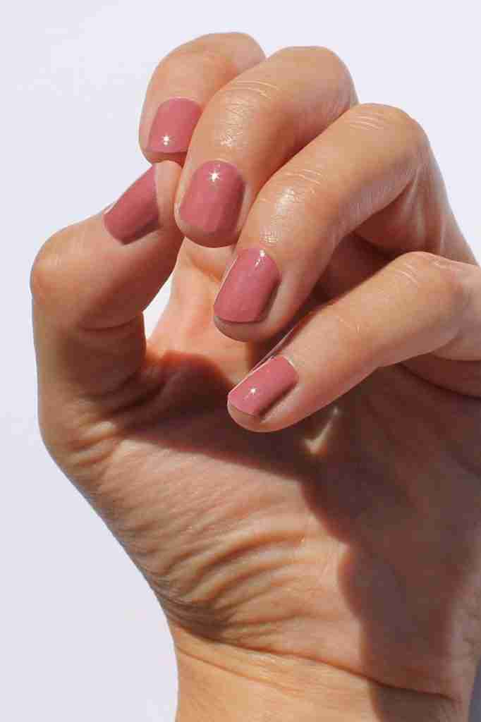 30+ Dusty Pink Rose Nails - the gray details