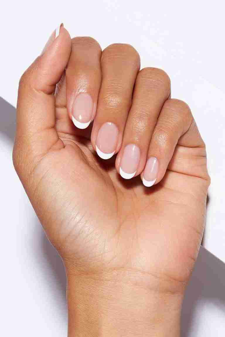 45 French Tip Nail Ideas - the gray details