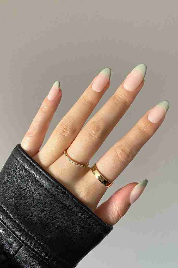 Wedding Nail Ideas - the gray details | Daily Outfit Guides