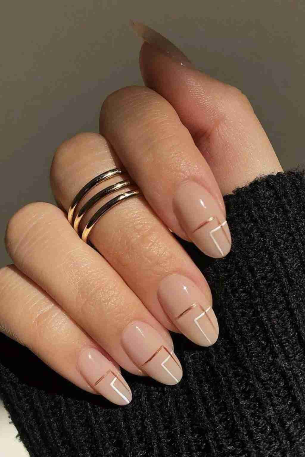 35+ Summer Acrylic Nail Ideas - the gray details