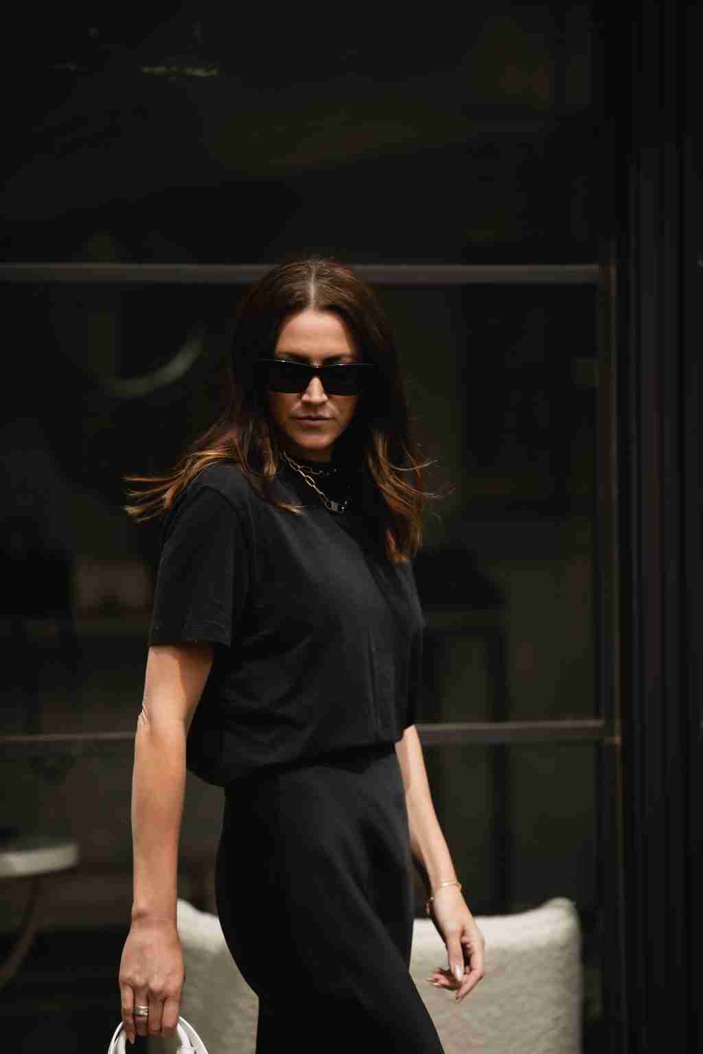 10 All Black Outfits for Summer - the gray details