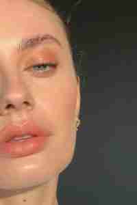 Neutral Eyeshadow Looks - the gray details