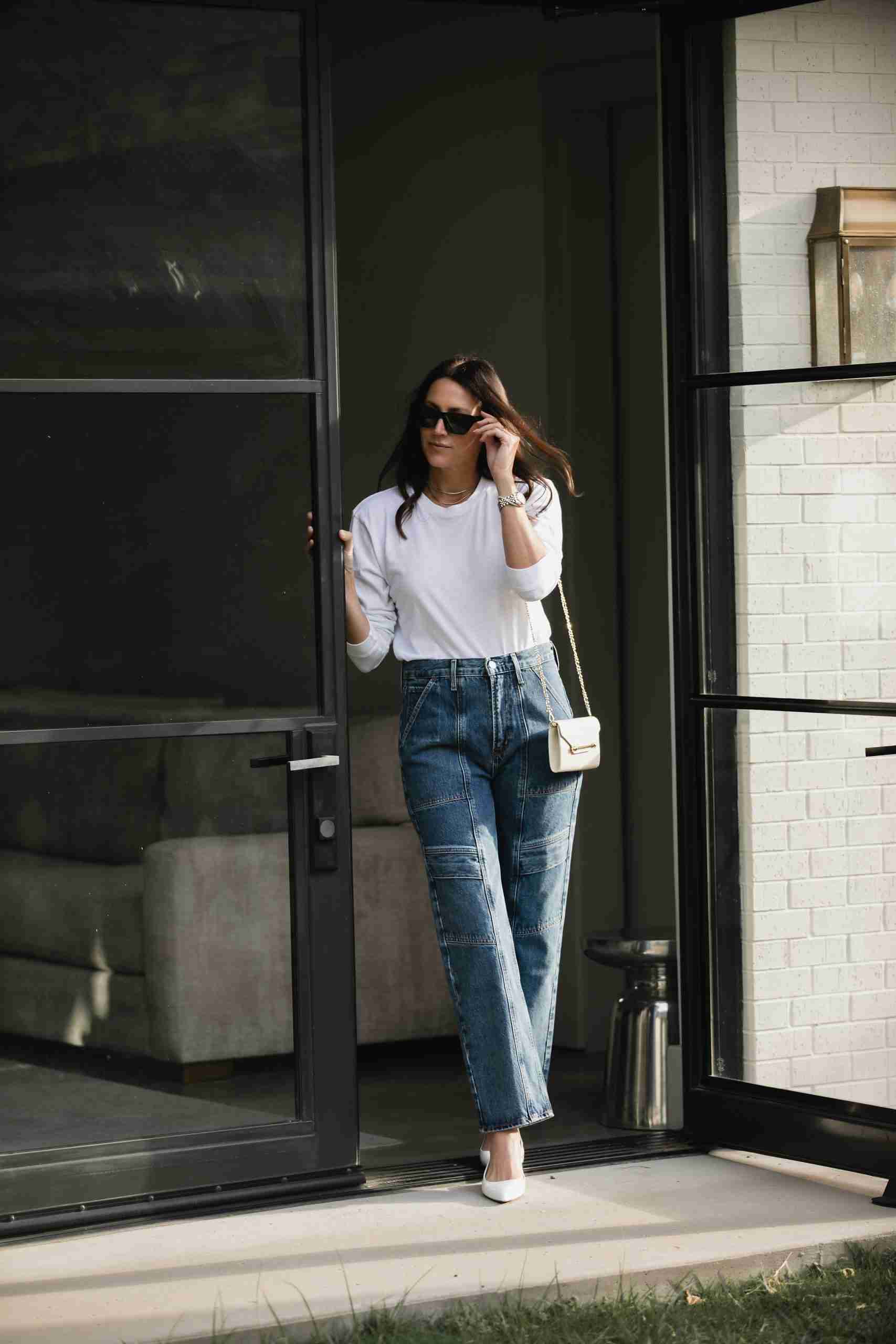 How to Style Cargo Jeans - the gray details