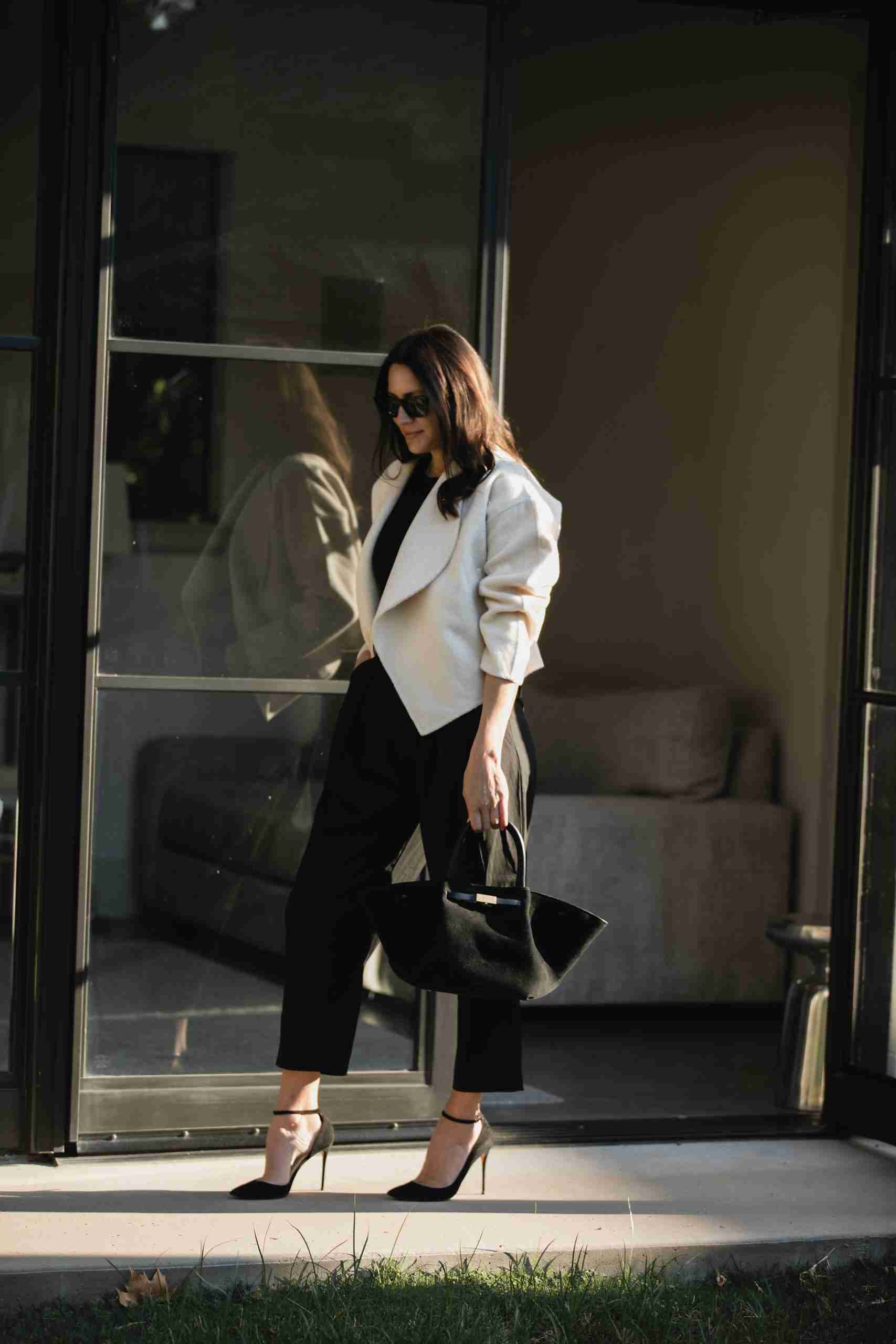 Black and White Outfits for Fall - the gray details