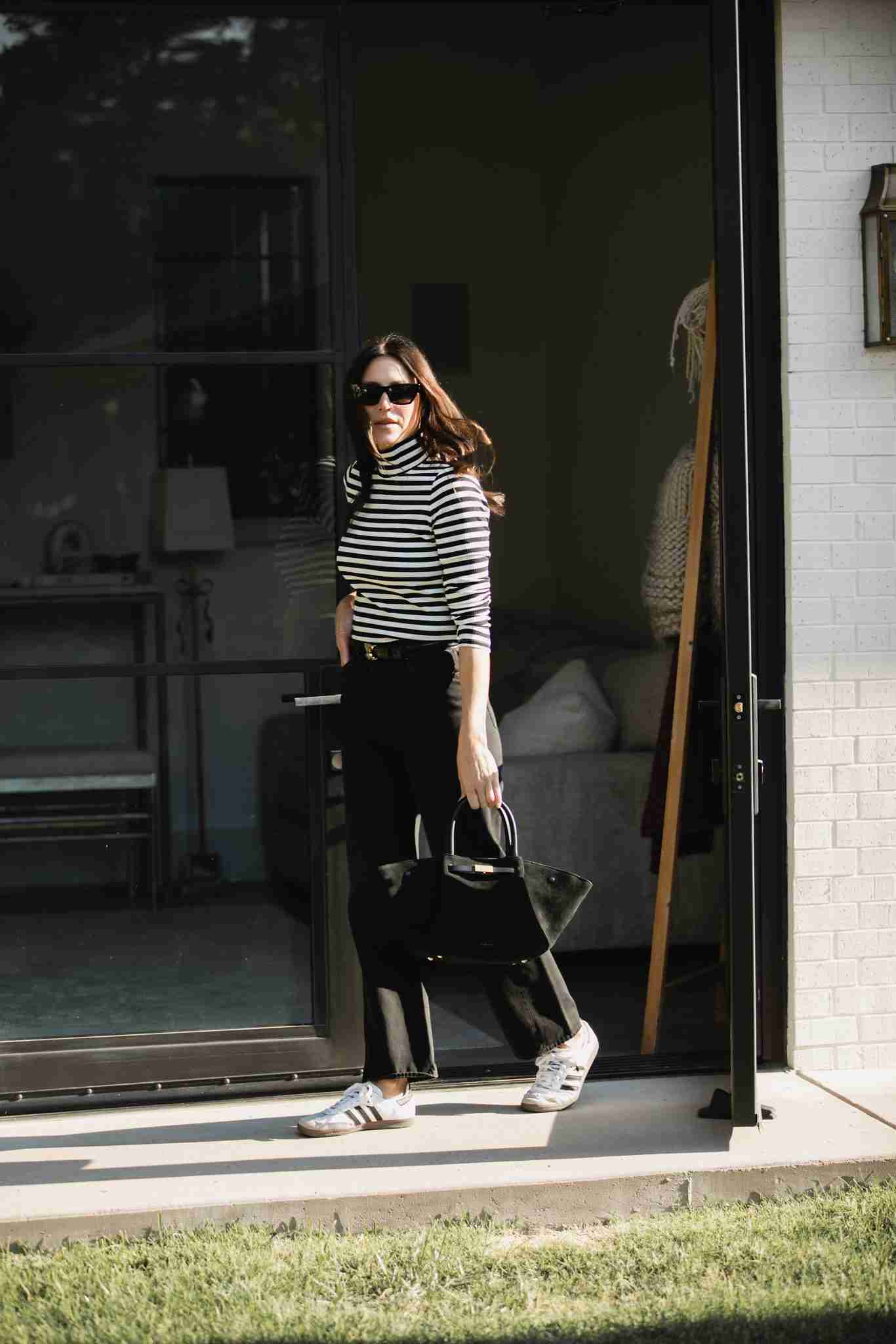 8 Black Trouser Outfits for Fall and Winter - the gray details