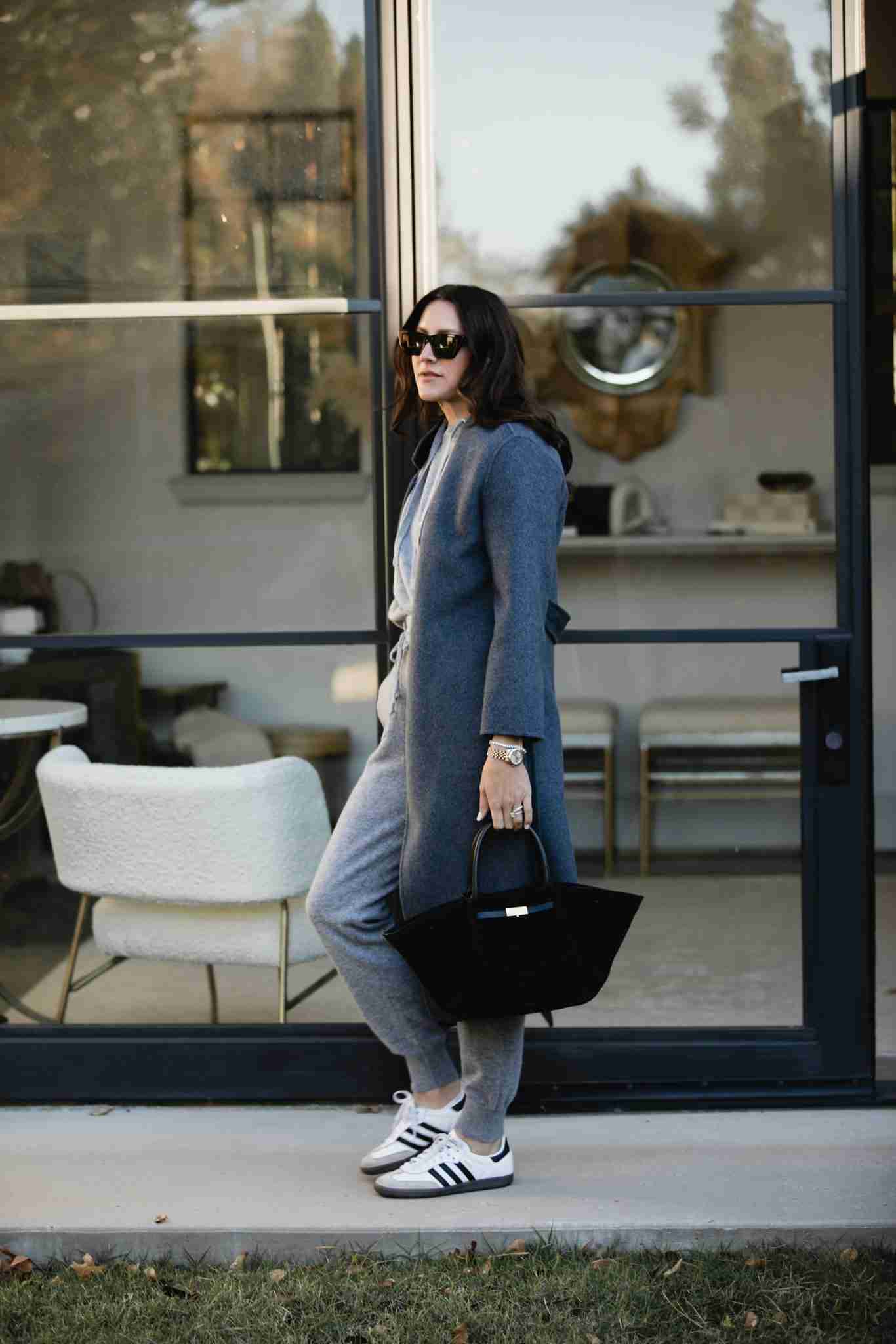 What to Wear in Chicago in Winter | Winter Packing List - the gray details