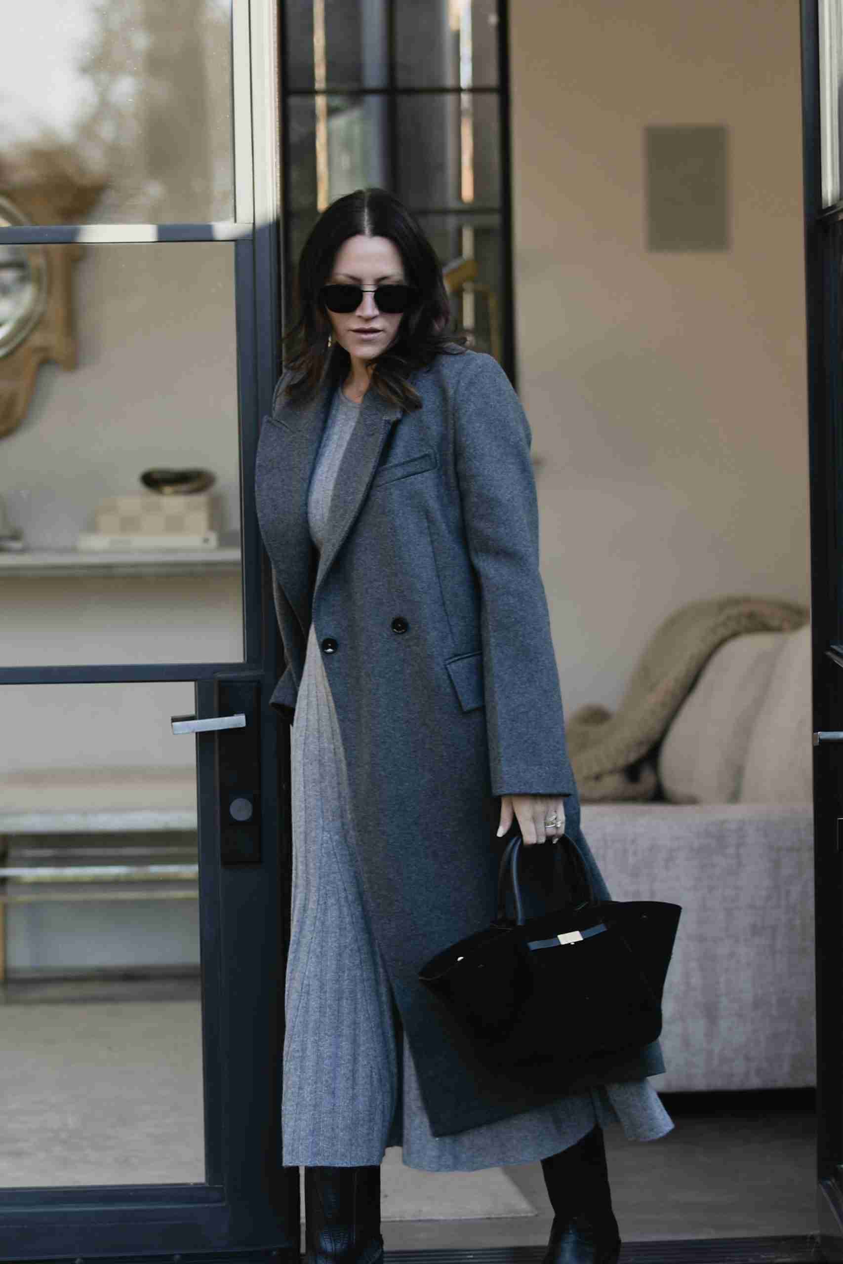 What to Wear in Chicago in Winter | Winter Packing List - the gray details