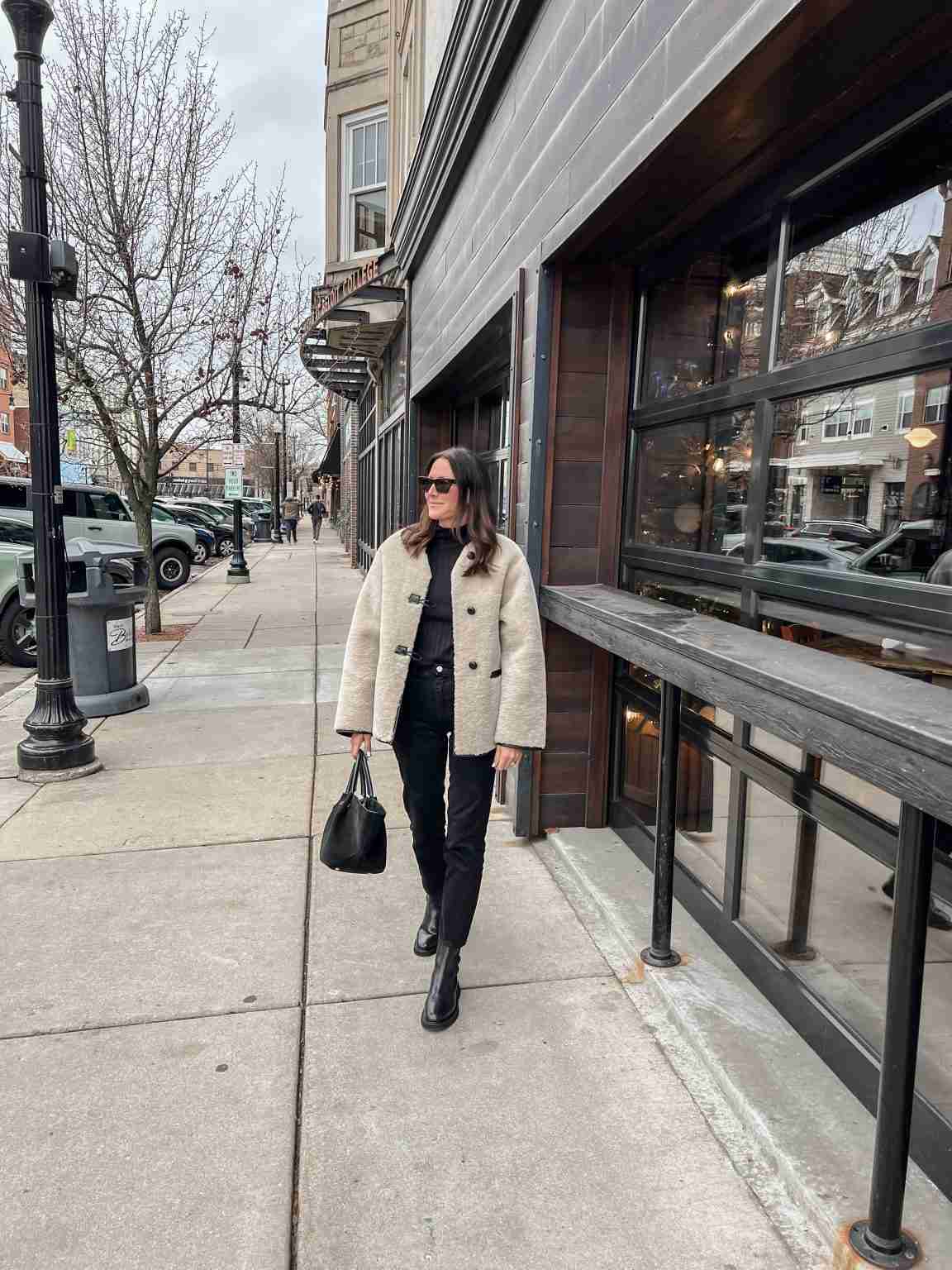 What to Wear in Chicago in Winter | Winter Packing List - the gray details