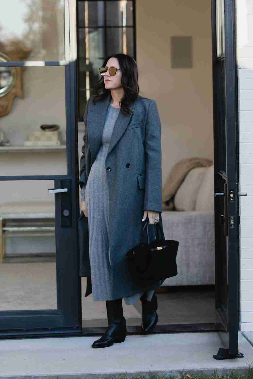 Gray Outfits - the gray details