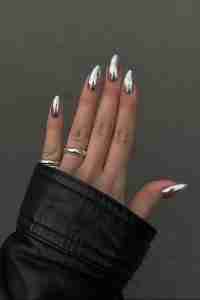 2024 Nail Color Trends - the gray details