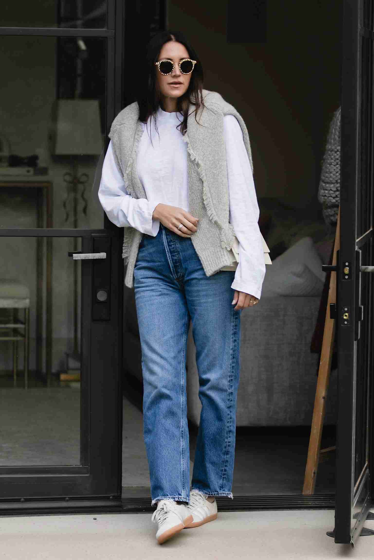 How To Make Baggy Pants Look Good - the gray details