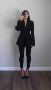 How To Dress Up Leggings - the gray details