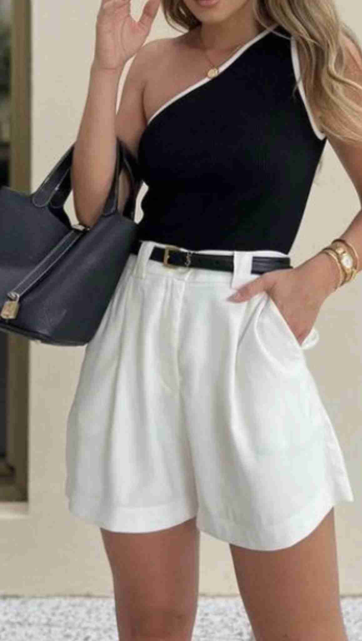 Italy Outfits - the gray details | Lifestyle Blog