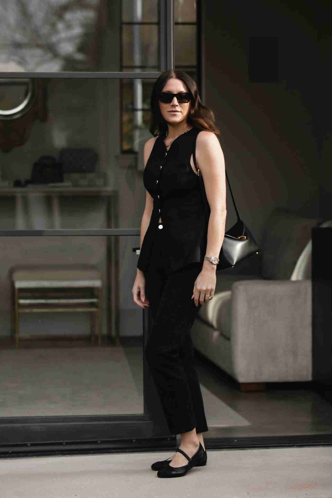 16 Old Money Summer Outfits - the gray details