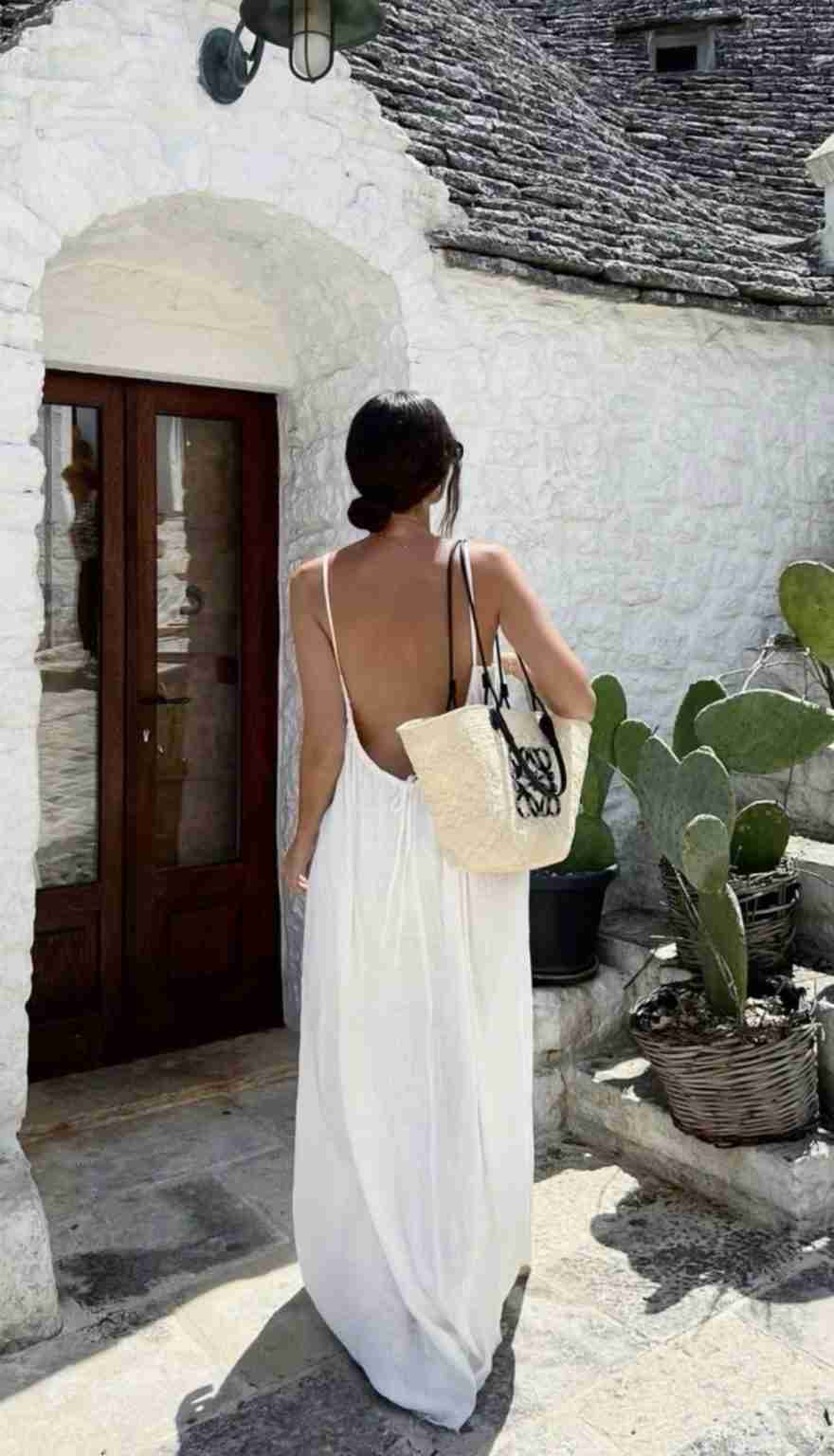 Greece Outfit Ideas for Summer Travel - the gray details