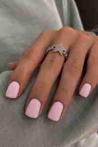 55+ Short Square Nails for Summer - the gray details