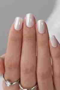 55+ Short Square Nails for Summer - the gray details