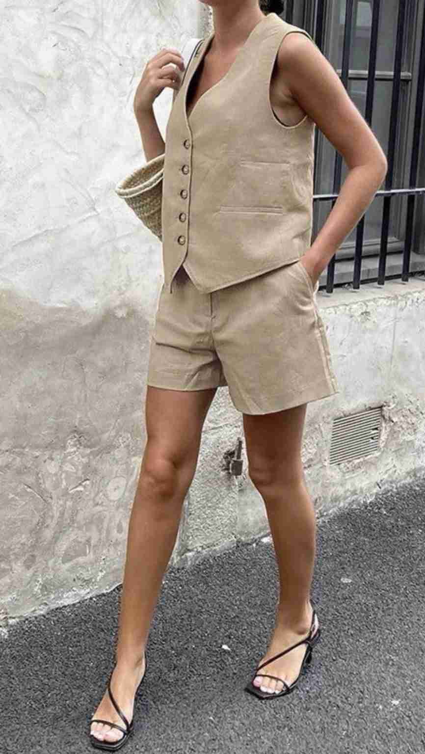 July Outfit Ideas to Recreate - the gray details