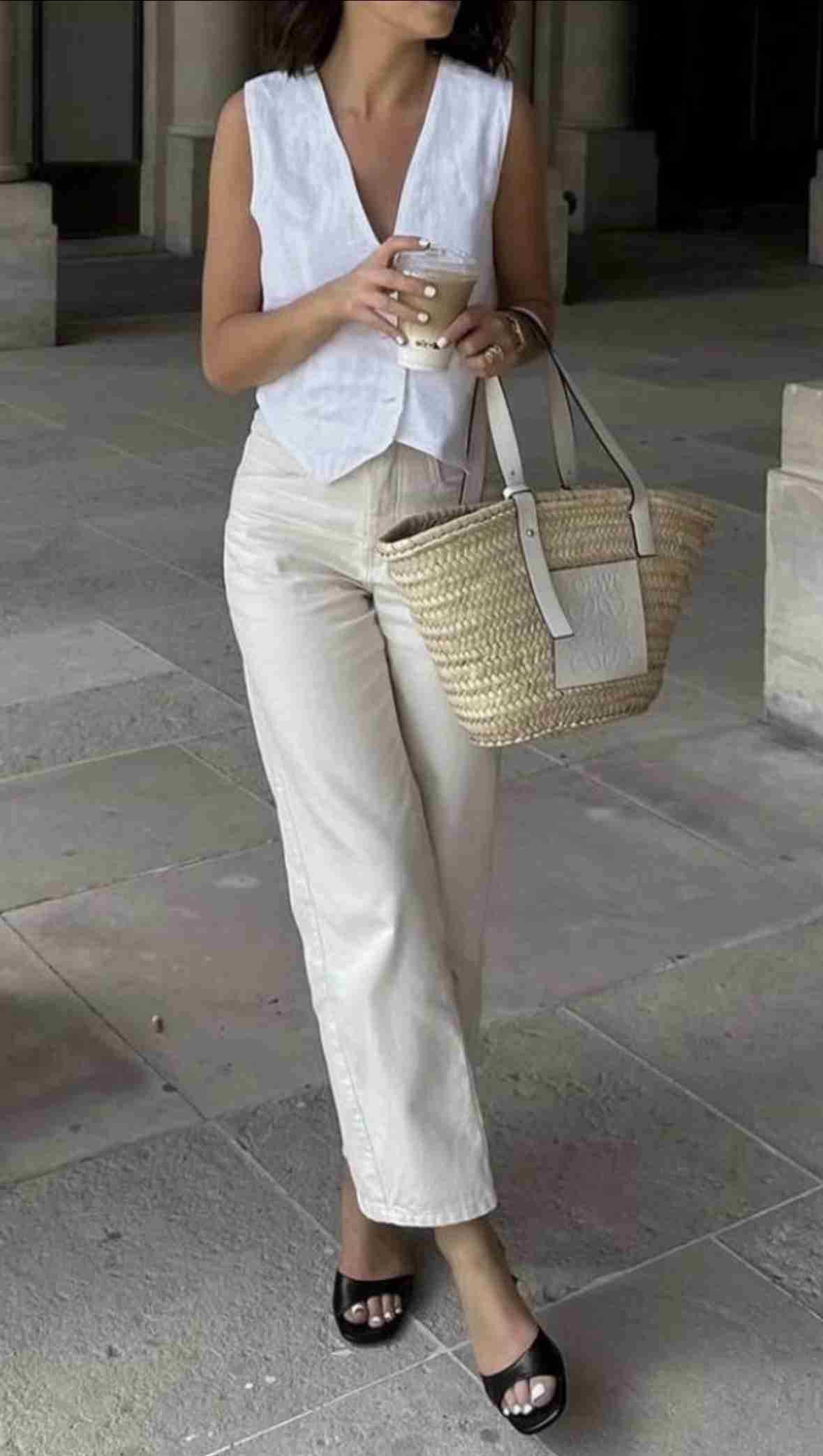 July Outfit Ideas to Recreate - the gray details