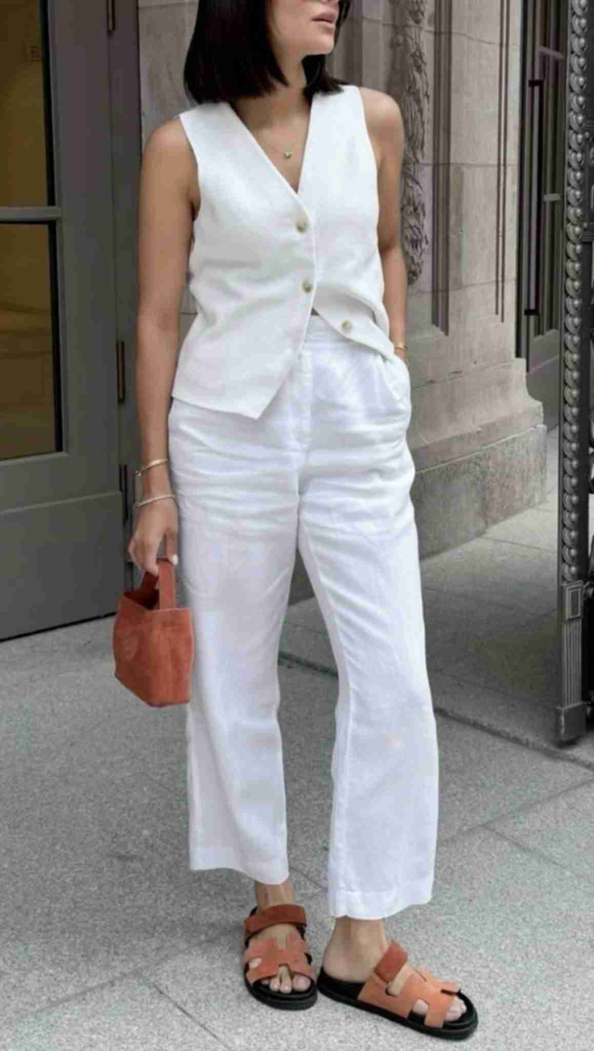 August Outfit Ideas to Recreate - the gray details