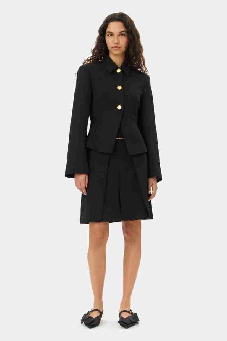 European Clothing Brands You Need to Know About - the gray details