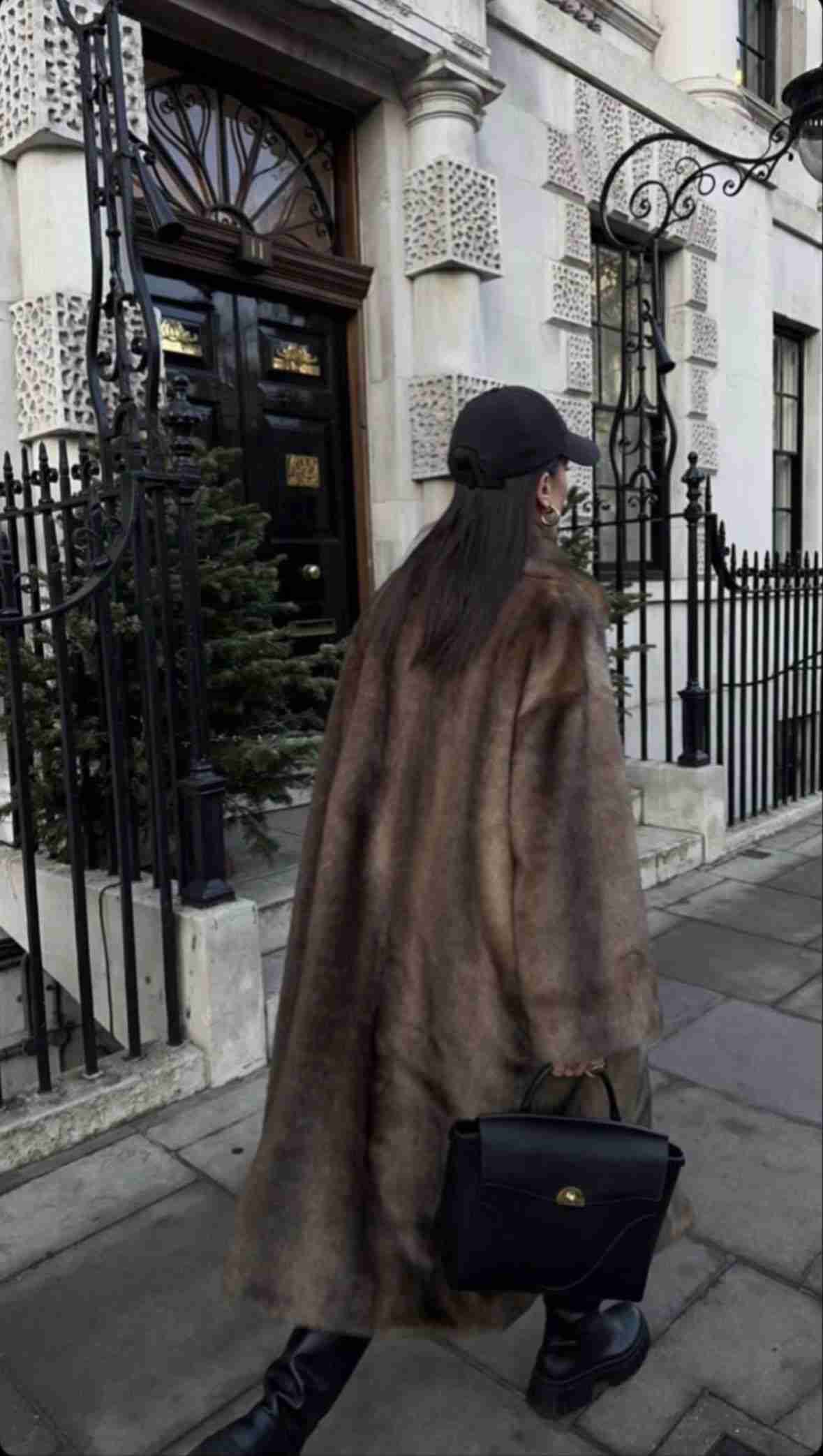 New York Street Style: The Ultimate Guide to Achieving It - the gray ...