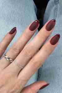 Matte Winter Nail ideas to try this winter - the gray details