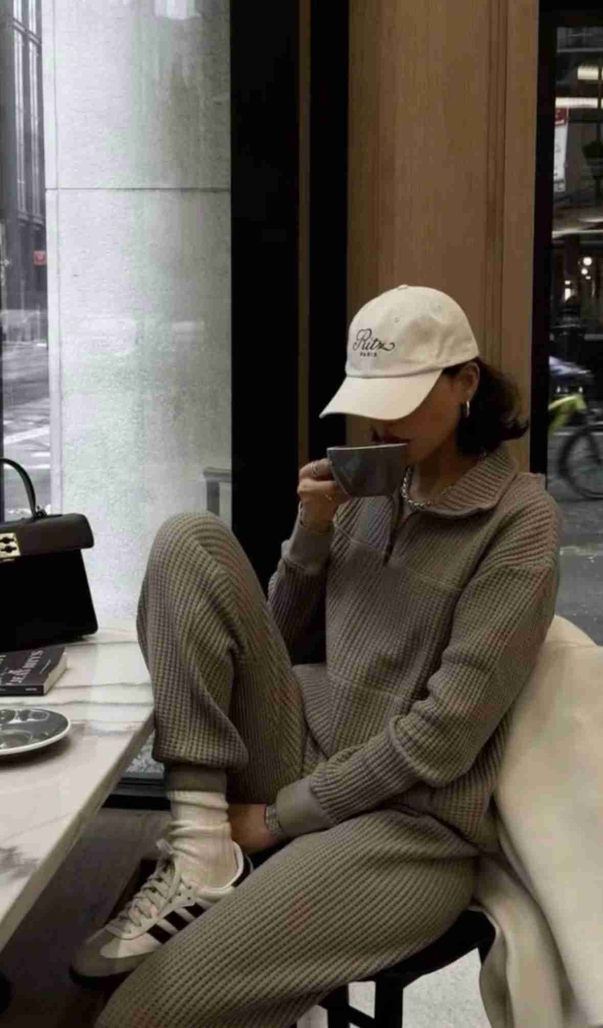 Winter Weekend Style Outfits to Recreate - the gray details