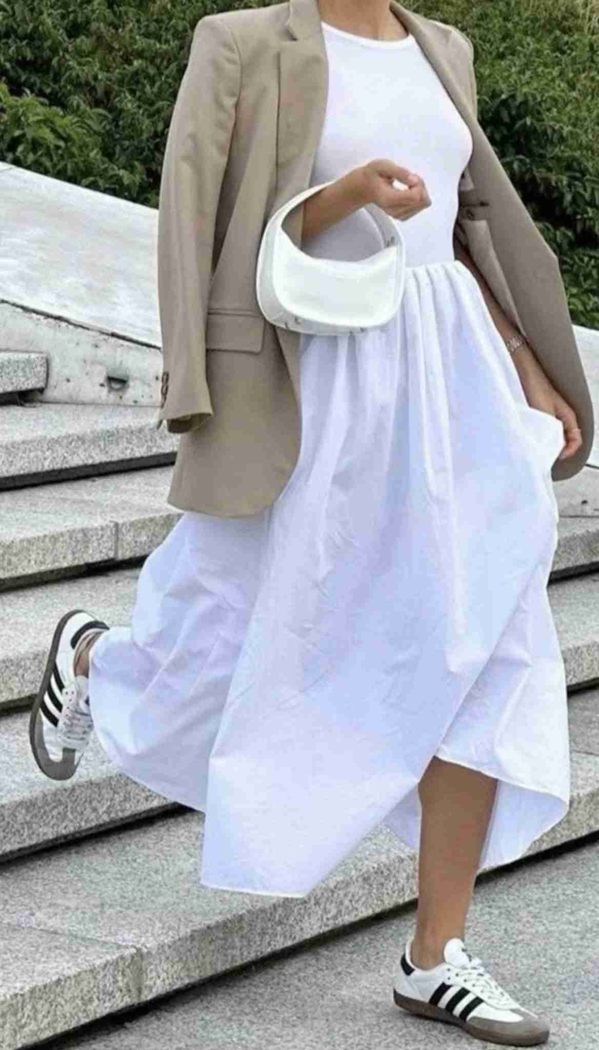 Chic March Outfits to Recreate - the gray details