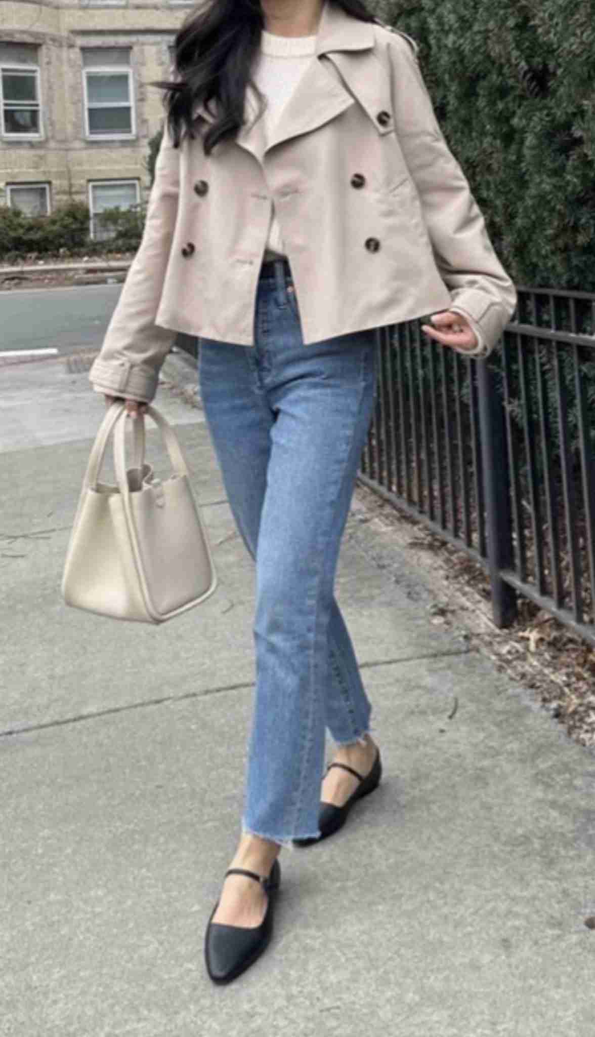 Chic Spring Outfit Ideas to Recreate - the gray details