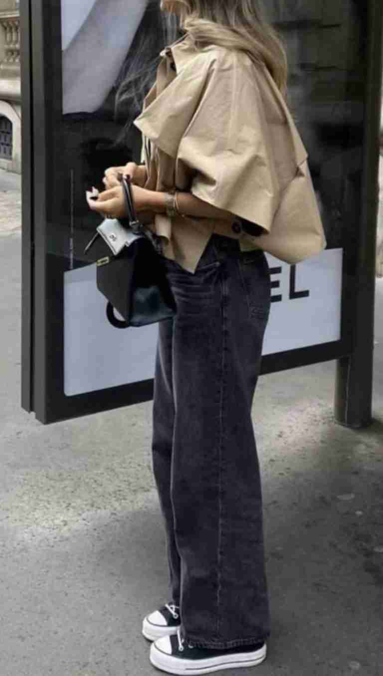 Chic Spring Travel Outfits to Recreate - the gray details