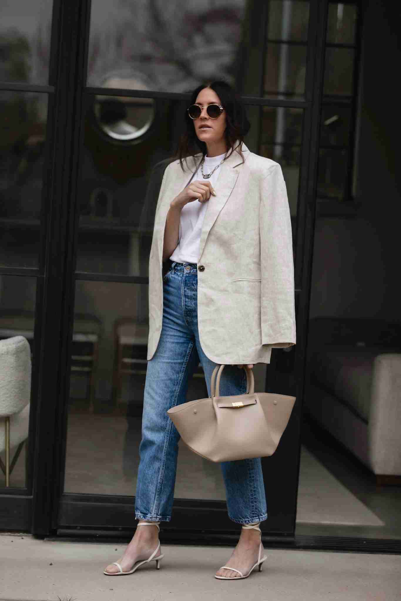 Casual Chic Clothing Style - the gray details