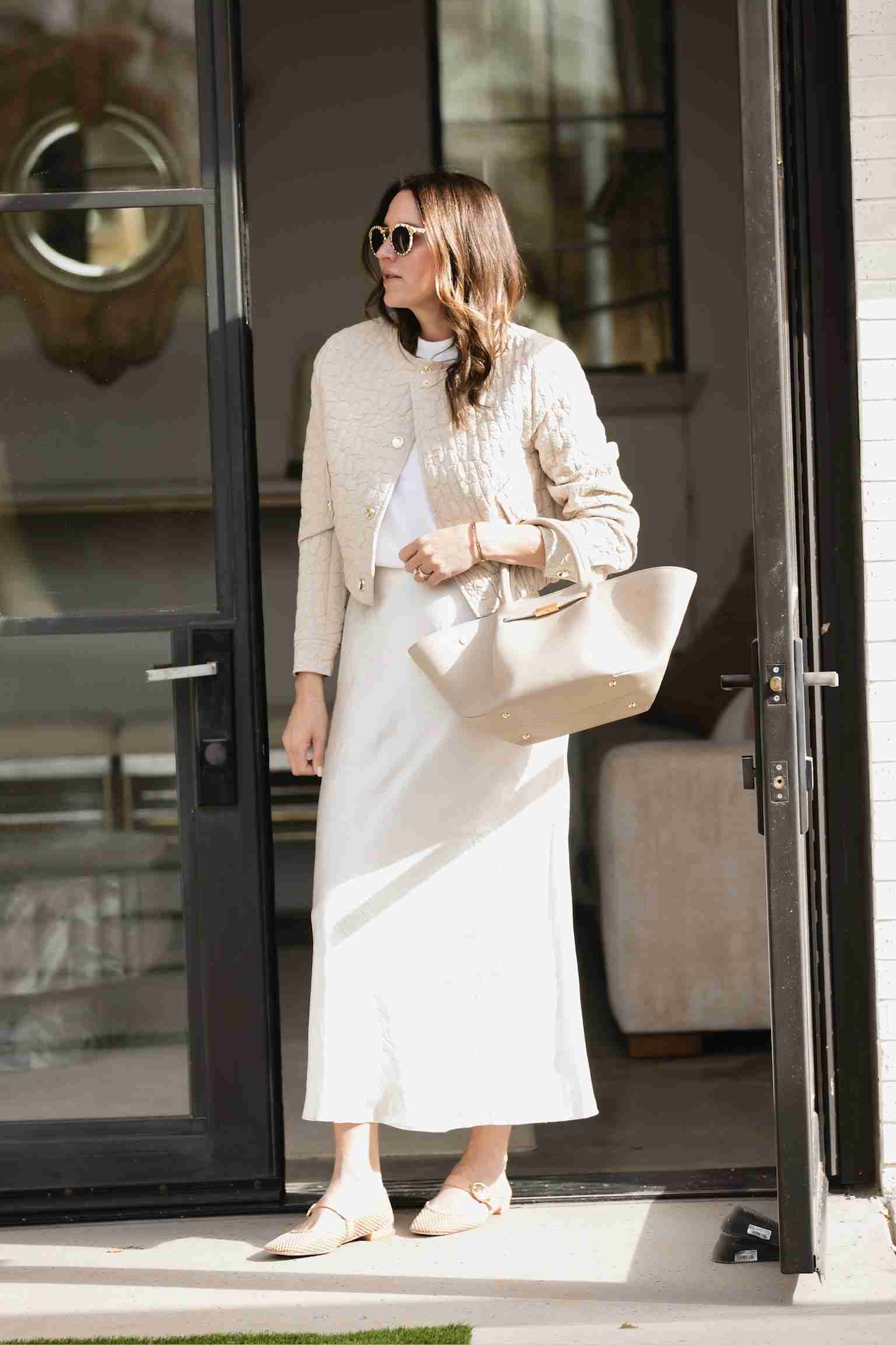 What is Chic Style - the gray details