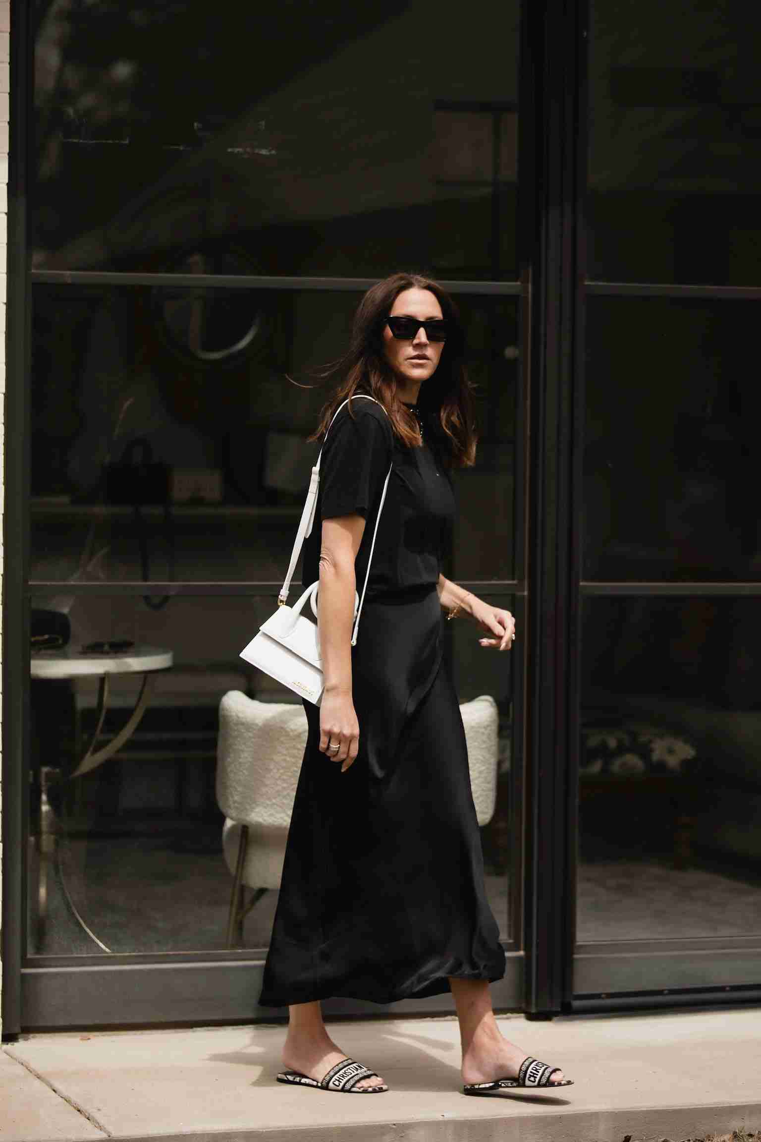 How to Wear Monochromatic Outfits - the gray details