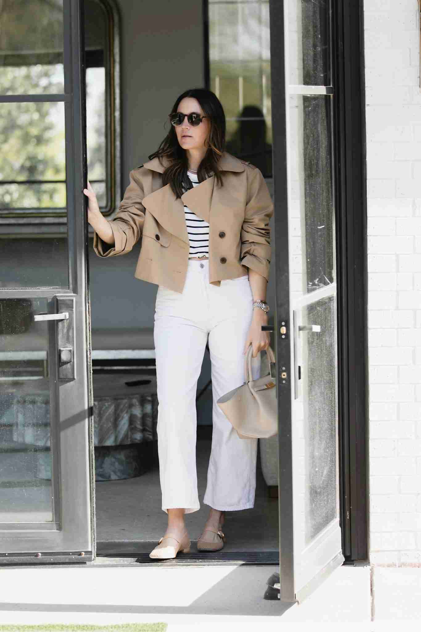 37 mom outfits - the gray details | Lifestyle Blog