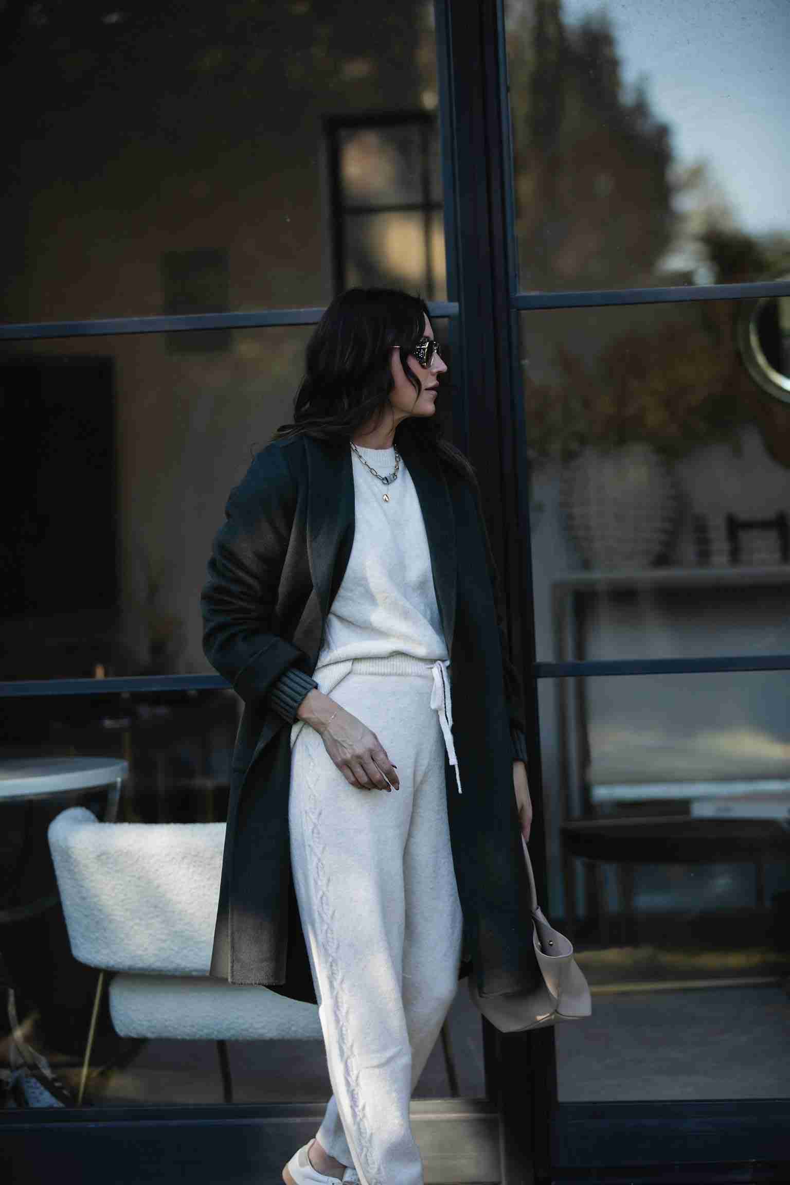 How to Dress Up Sweatpants & Look Chic when Styled Right